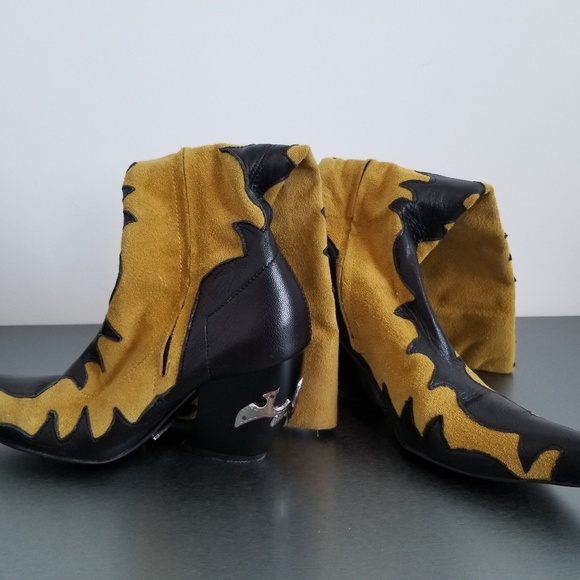 Alberto Venturini | Shoes | Alberto Venturini Womens Heeled Boots ...